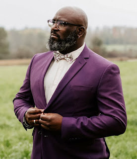 Author from area speaks at library | News, Sports, Jobs - Observer Today